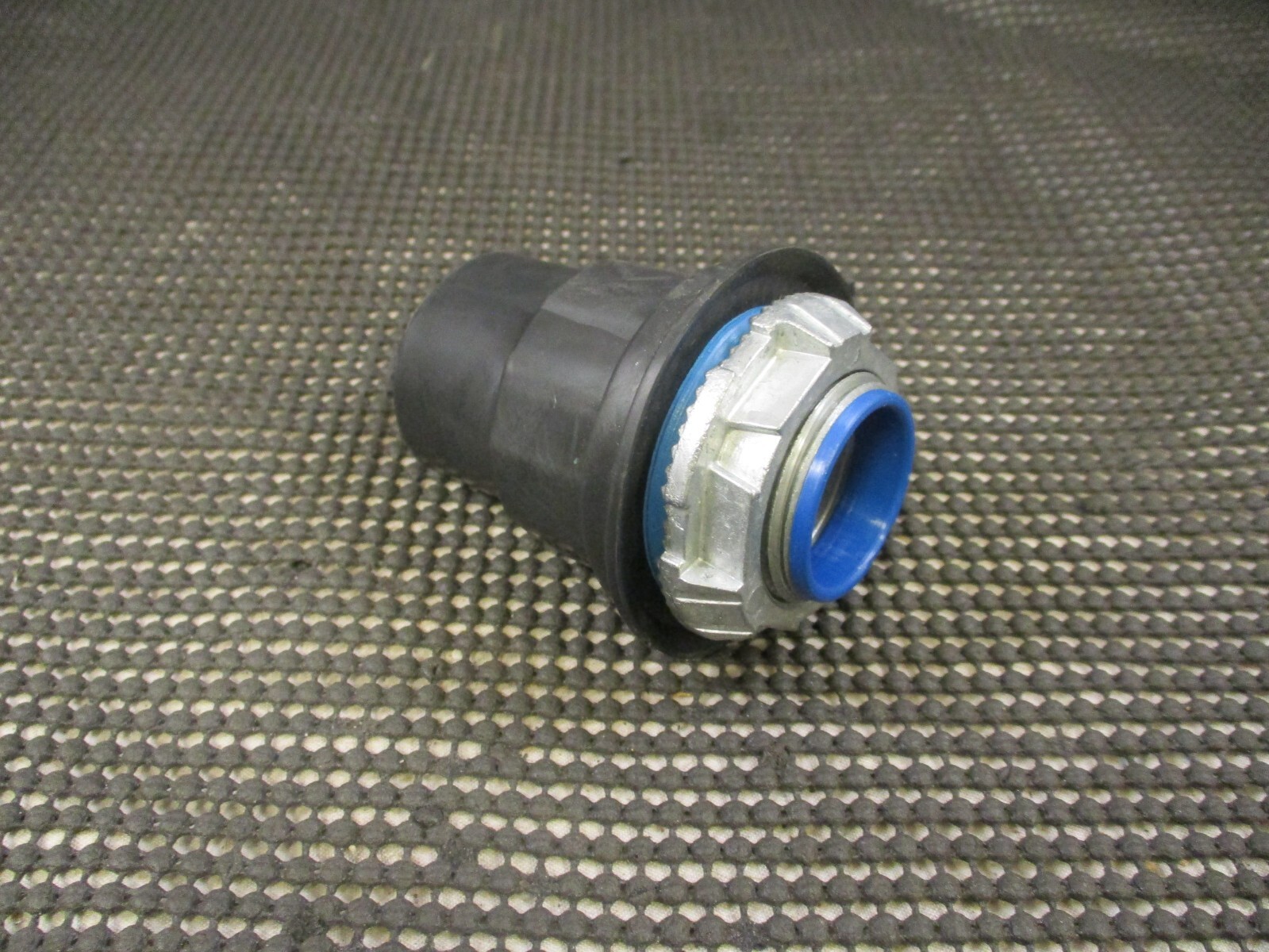 OCAL HUB1-G 1" PVC COATED MYERS KNOCKOUT HUB *SAME DAY SHIP | eBay