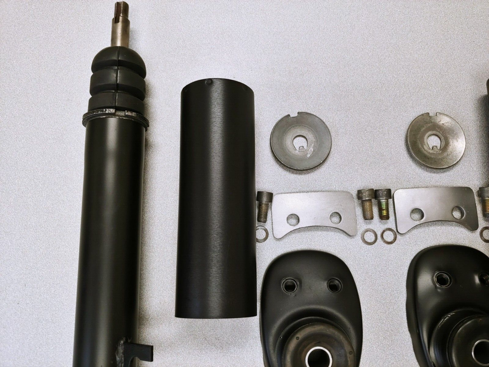 VERY NICELY RESTORED PAIR OF ORIGINAL PORSCHE 914 FRONT STRUT ...