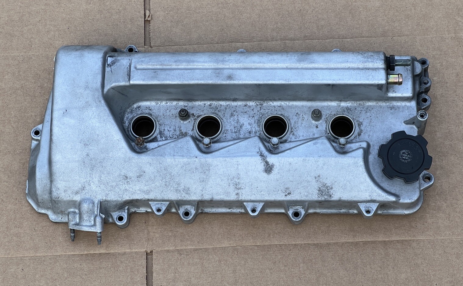 00 01 02 03 04 05 TOYOTA CELICA GTS Valve Cover 2ZZ-GE OEM 2ZZ 1.8 ...