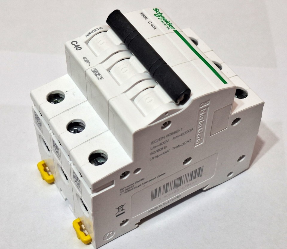 Schneider Electric A9K02340 K60N Circuit Breaker C40A 400V 3Pole | eBay
