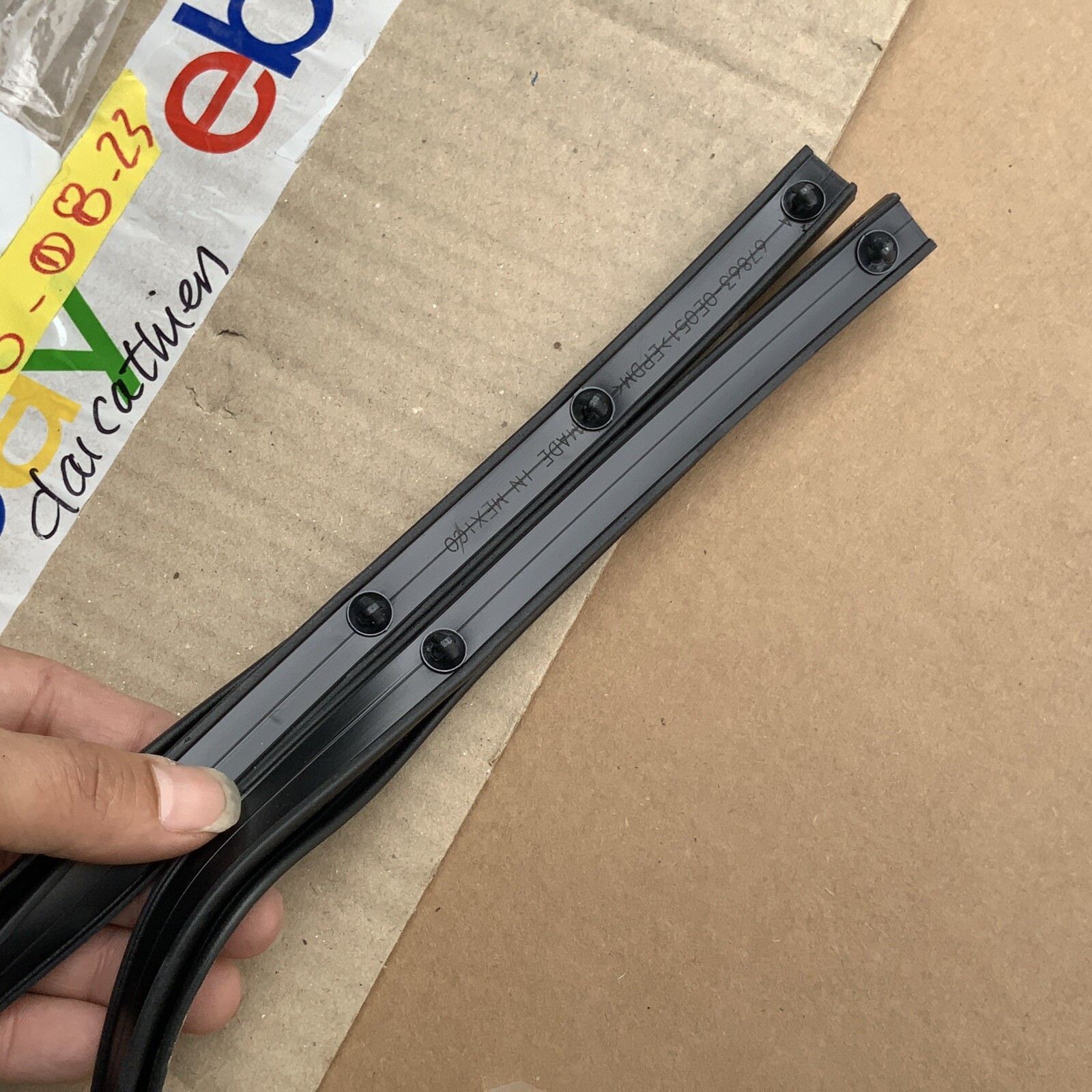 2020-2024 Toyota Highlander Front Right Door Weatherstrip Seal 67863 ...