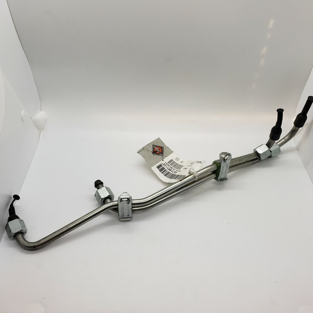 GENUINE INTERNATIONAL NAVISTAR OEM FUEL TUBE ASSEMBLY PUMP TO RAIL ...