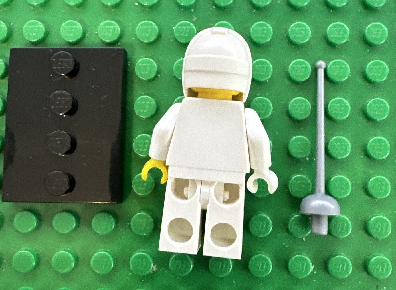 LEGO Series 13 FENCER Minifigure 71008 with sword fencing foil col13-11 ...