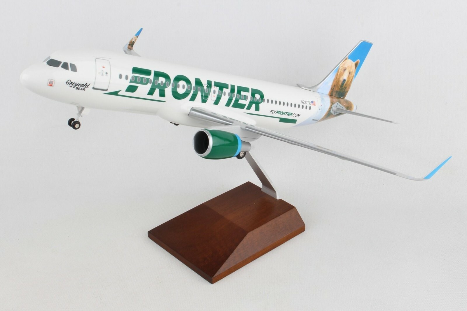 Skymarks SKR8319 Frontier Airlines Airbus A320-200 Desk 1/100 Model AV ...