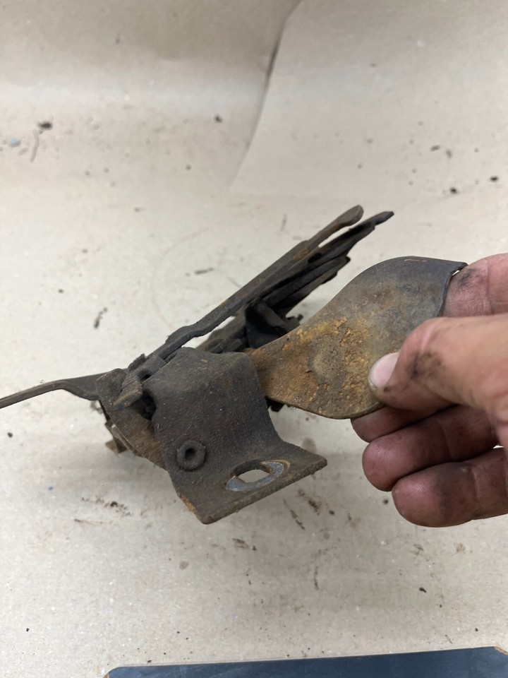 1967 68 69 70 71 72 FORD TRUCK F100 F250 F350 USED HOOD LATCH ASSEMBLY ...