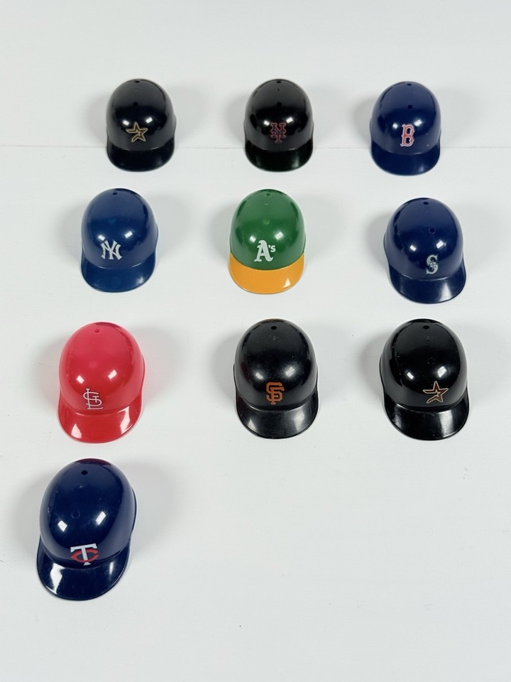 Lot of 19 Vintage MLB Baseball Mini Plastic Helmets 2" | eBay