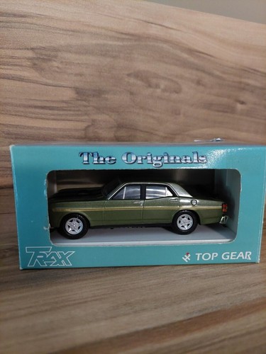 Ford XY Falcon GTHO Phase 111 in Go-Green - 1:43 scale by Trax TR4B ...