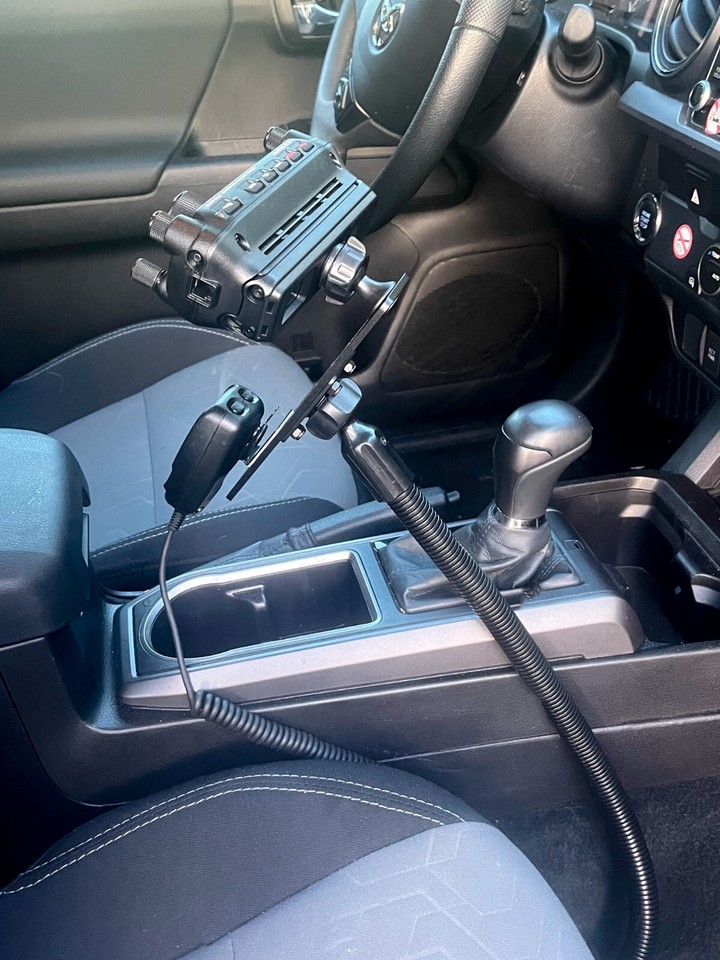 Yaesu FTM-500 FTM-300 FTM-400 FT-891 FTM-6000 Car Seat Bolt Mount And ...