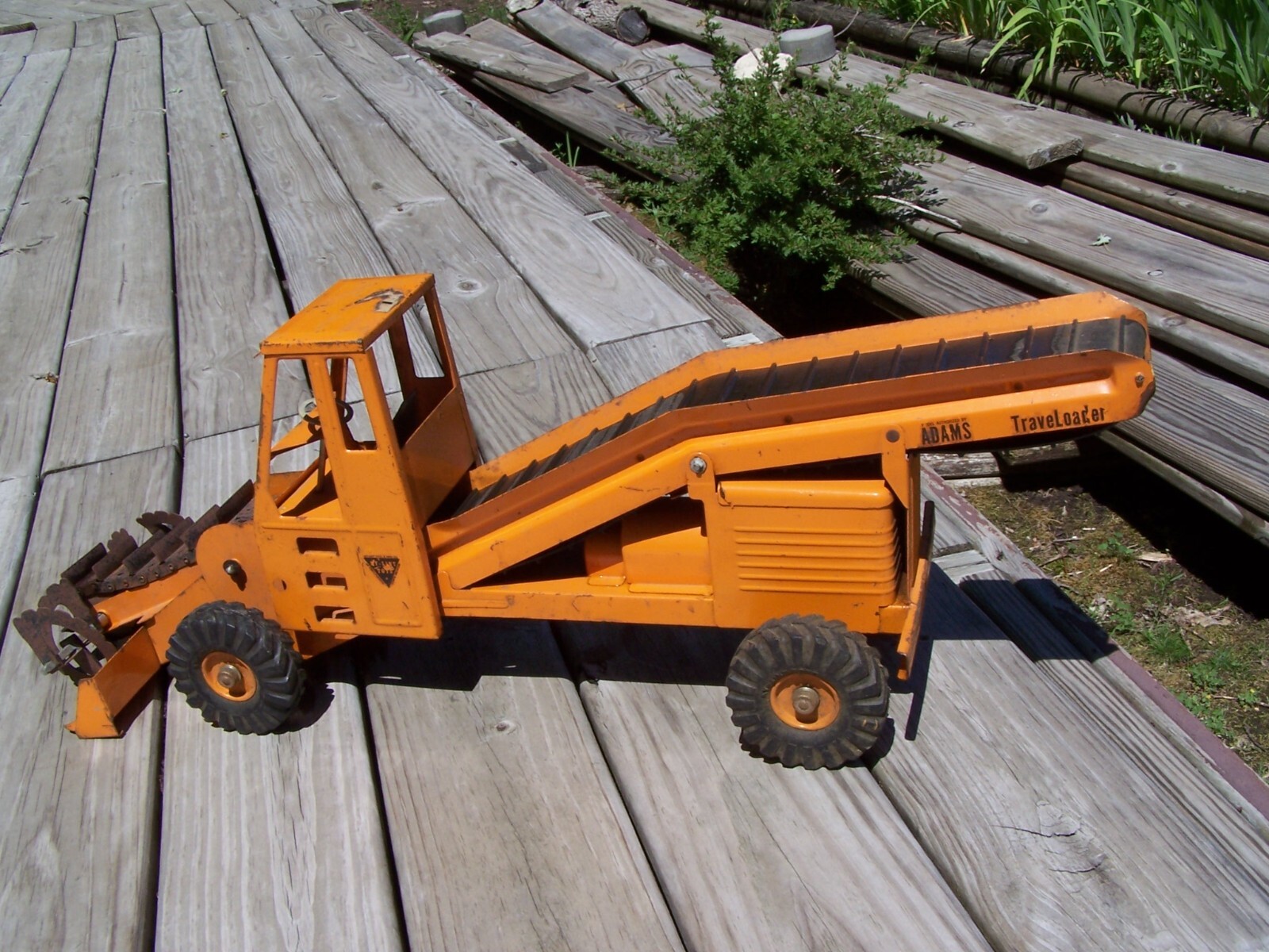 RARE Vintage 1950's Adams-Nylint Monster Size Traveloader - Excellent ...