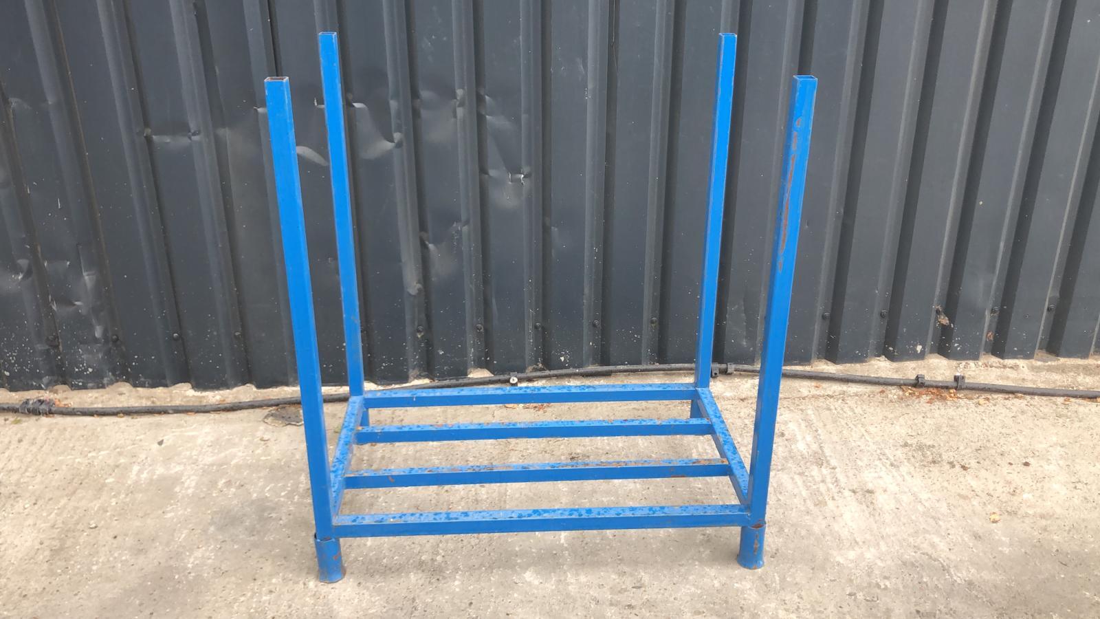 Steel Stillage Heavy Duty Stackable Metal Post Pallet (Brentwood Branch ...