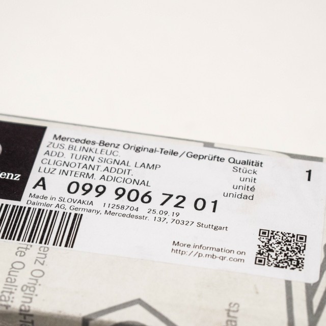 MB C-class W205 Right Wing Mirror Turn Indicator A0999067201 Genuine ...