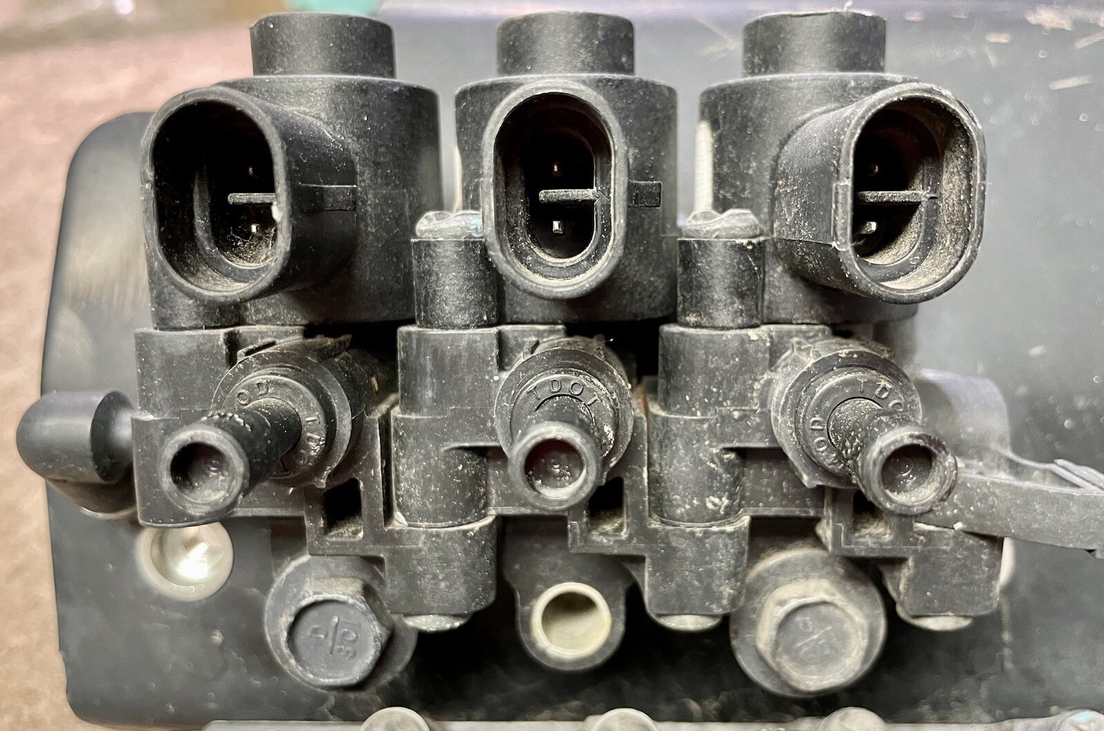 Bendix+Sms-9700+Solenoid+Assembly+-+K052287+K136078 for sale online | eBay