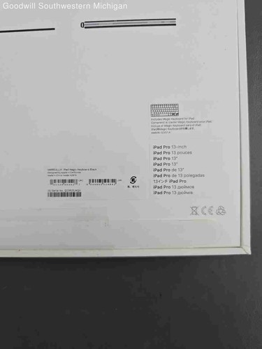 Pre-Owned Apple iPad Magic Keyboard Black Model A2974 | eBay