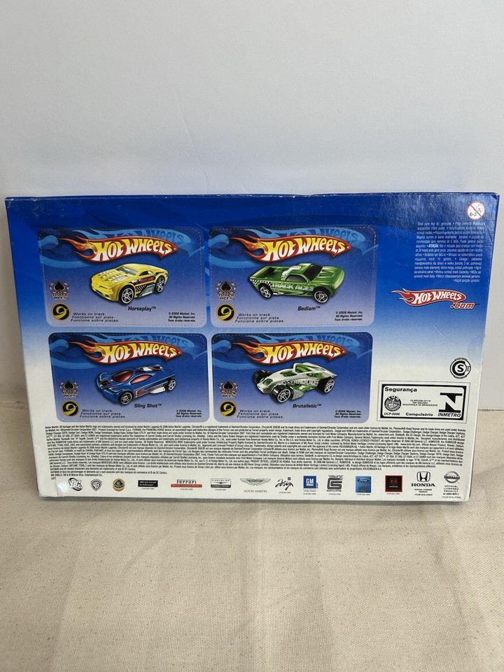 Hot Wheels 10 Gift Pack of Vehicles 2006 New In Box Diecast Car ...
