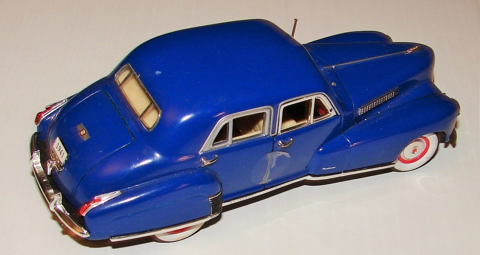 1941 Cadillac Series 60 Blue Model Car 1:32 Die Cast Signature | eBay