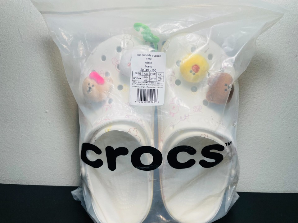 CROCS LINE FRIENDS CLASSIC CLOG Men's 7/Women's 9-New with tags | eBay