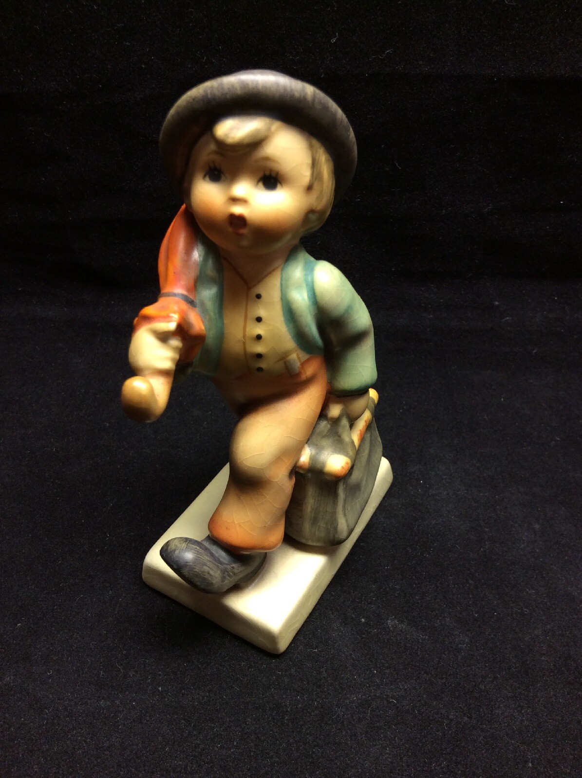GOEBEL HUMMEL FIGURINE MERRY WANDERER 11/0 TMK 5 (WW9) | eBay