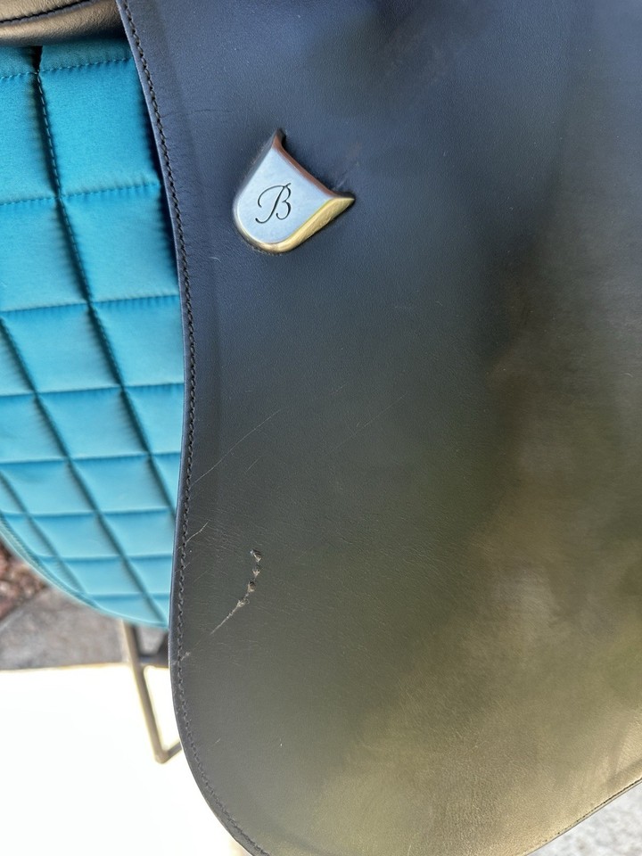 Bates Innova Dressage Saddle, Adjustable Gullet, CAIR Panels | eBay