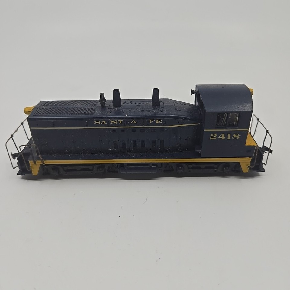 Santa Fe Diesel Locomotive 2418 #31 | eBay