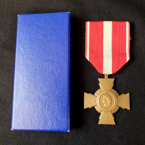 Original French Military Valor Cross 1956 bronze in genuine box | eBay
