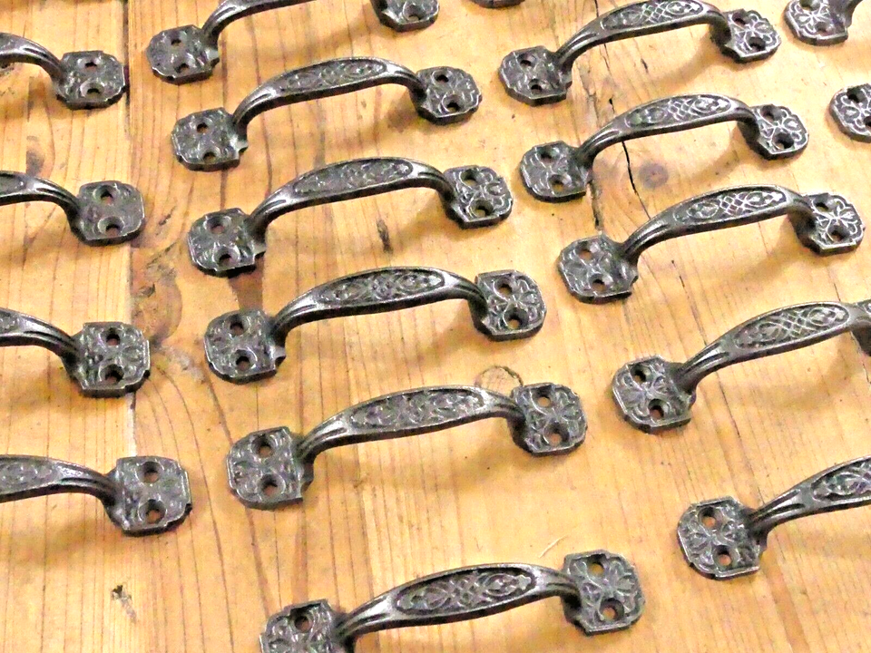25 Pulls For Drawers