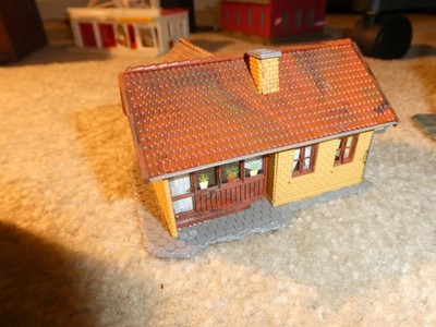 Vintage HO Scale Heljan Cottage House Building | eBay