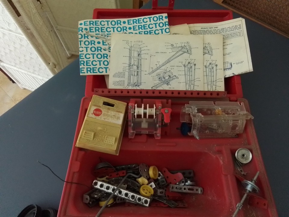Large Lot Vintage 50's & 60's AC Gilbert ERECTOR SET 'S Construction ...