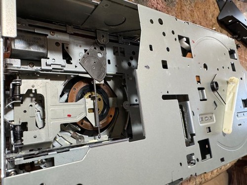 1997-2004 Chevrolet C5 Corvette GM OEM 12 Multi-disc CD Player Pioneer ...