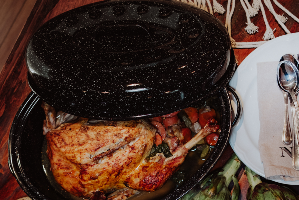 18 In Roasting Pan, Enamel on Steel, Black Covered Oval Turkey Roaster ...