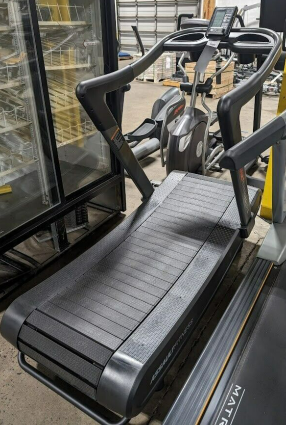 ASSAULT AIR RUNNER EILITE FREE RUN SELF PROPELLED TREADMILL - Gym ...