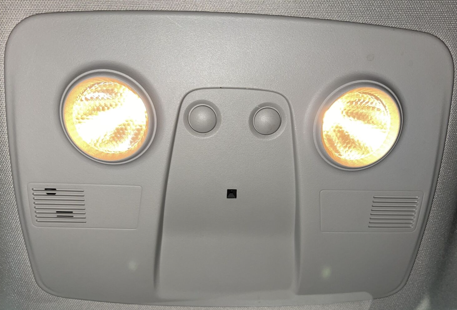 10 11 12 13 14 15 16 17 CHEVY TRAVERSE Front Overhead Console w/o ...