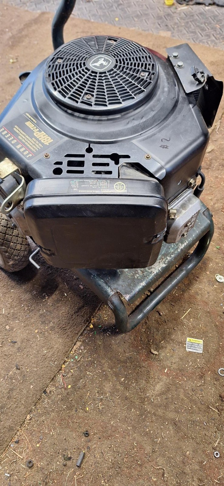 John Deere GT235 Briggs & Stratton 350777-1137-E1 18 HP Engine AM124154 ...