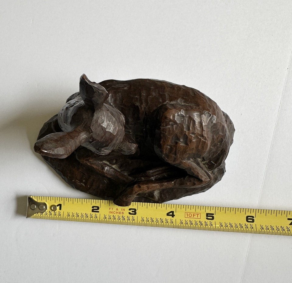 Vintage Red Mill Manufacturing Carved Resin Wood Look Deer Fawn Doe ...
