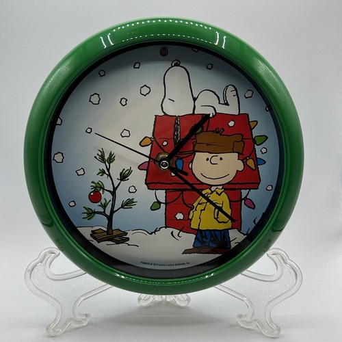 Peanuts Gang Christmas Carol Clock Plays Music Snoopy Charlie Brown ...