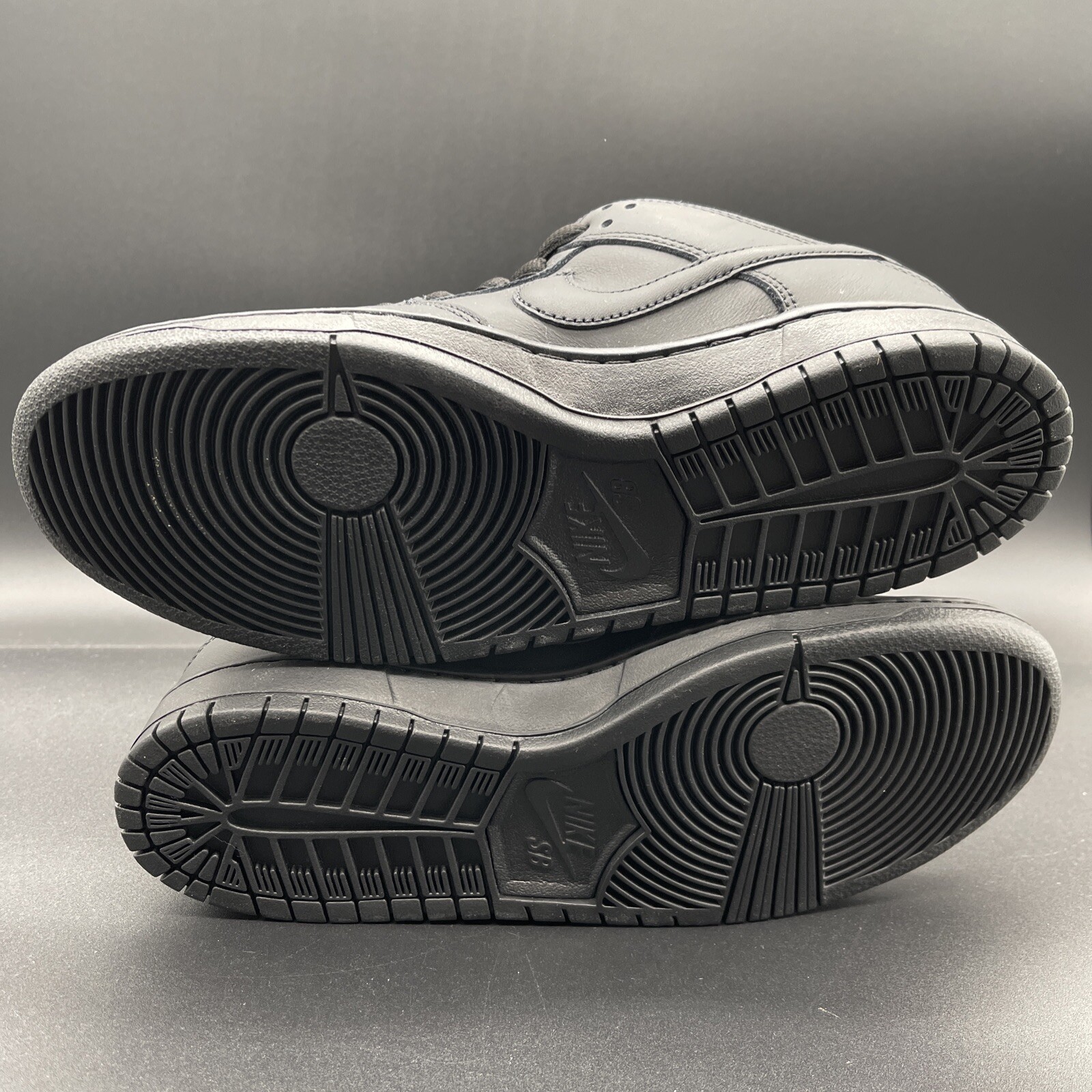 Size 11 - 2024 Men’s Nike Sb Dunk Low Pro Triple Black Ds FJ1674-001 Og ...