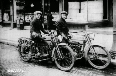 Vintage Biker Photo/EARLY 1900's BROTHERS ON PAIR OF EARLY HARLEYS/4x6 ...