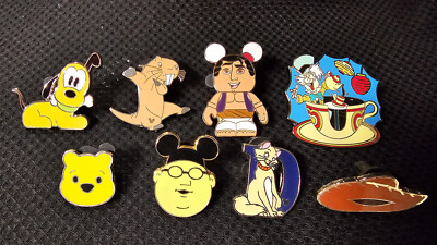 NEW Lot of 8 Disney Pins Woody Hatter Pluto Aladdin Pluto Beaver ...