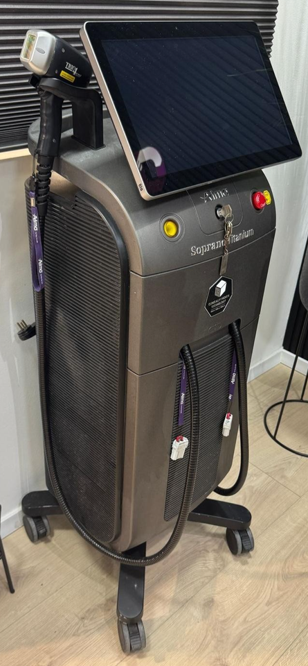 Alma Soprano Titanium Laser Hair Removal Machine + 2 Handpieces Great ...
