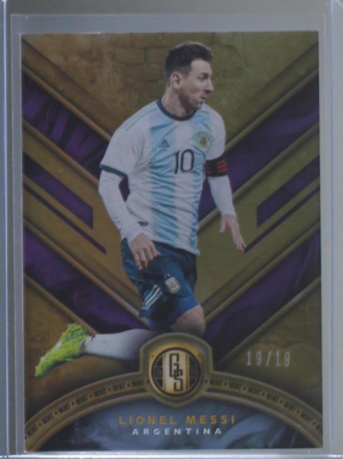 2019-20 Panini Gold Standard - Lionel Messi #20 Mint /19 for sale ...