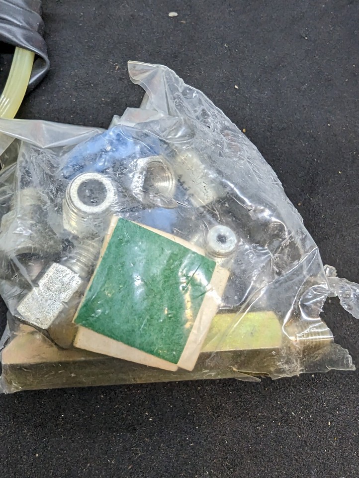 NOS STEWART WARNER MINI PANEL II OIL PRESSURE VOLTMETER BATTERY CLUSTER ...