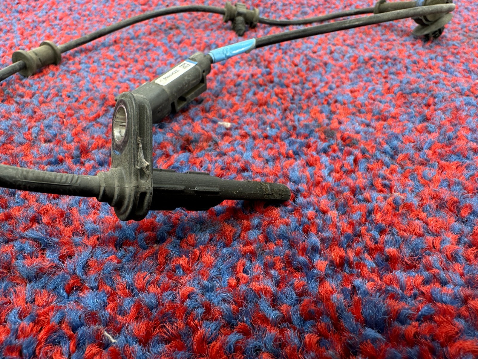 CADILLAC ATS 13-19 2.0L OEM REAR LEFT OR RIGHT WHEEL CABLE SPEED SENSOR ...