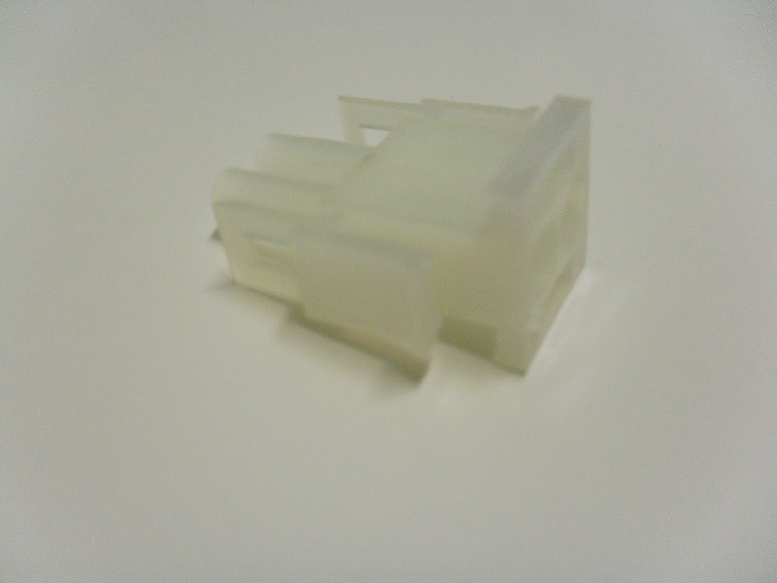 HOUSING CONNECTOR UNIVERSAL MATE N LOK MALE 2 WAY TYCO 1-480698-0 PRICE ...