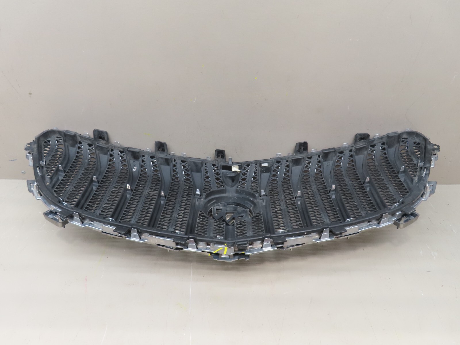 2013-2017 BUICK ENCLAVE FRONT BUMPER RADIATOR GRILLE W/ EMBLEM OEM ...