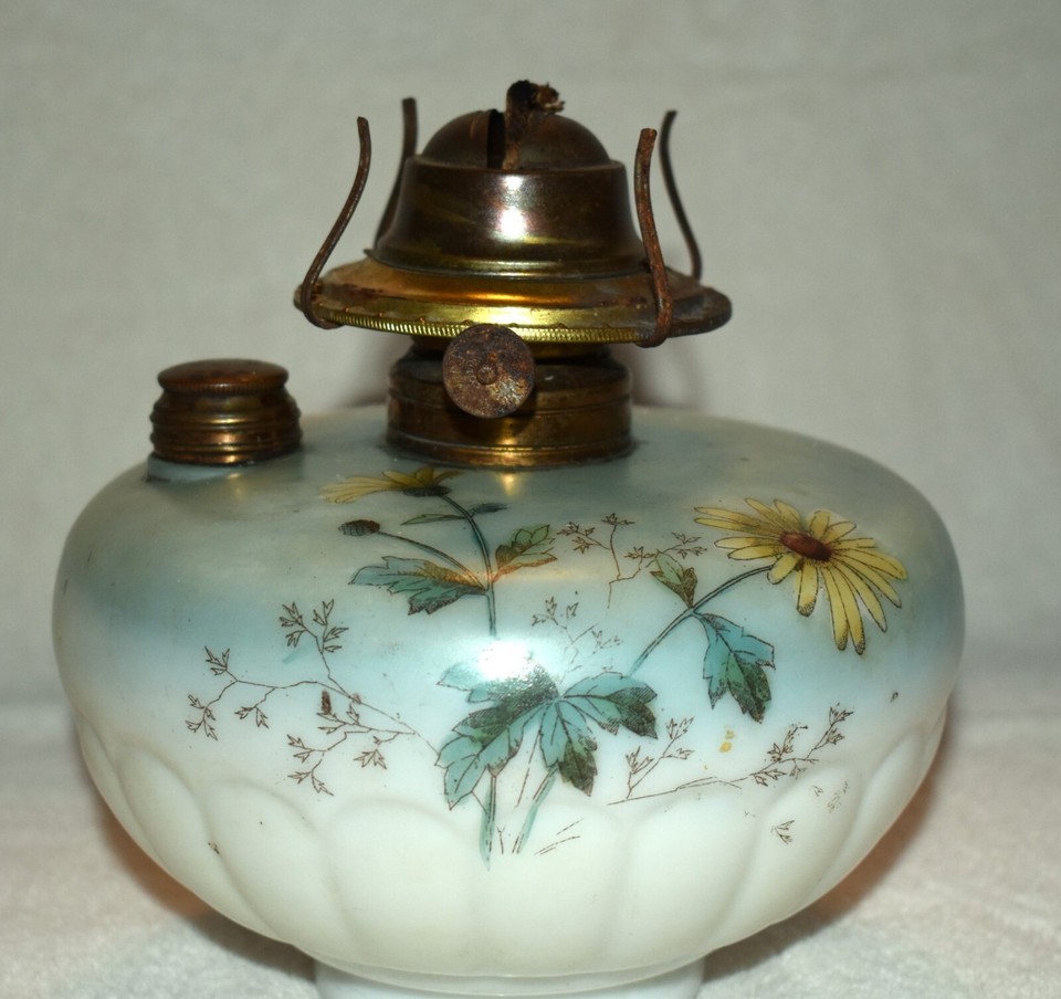 ANTIQUE HANGING LIBRARY PARLOR OIL LAMP SLANT SHADE | eBay