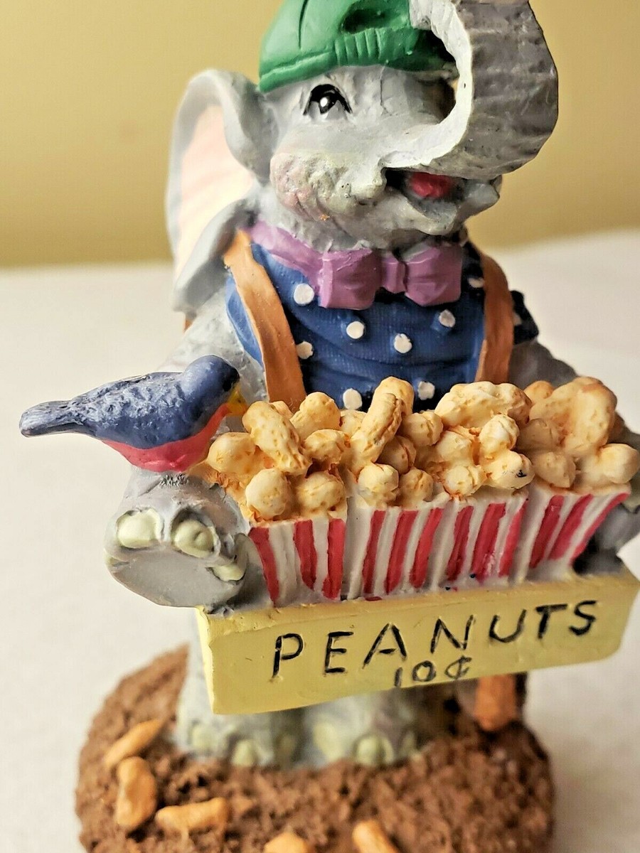 Elephant Eating Peanuts Stock Illustration Illustration Illustration