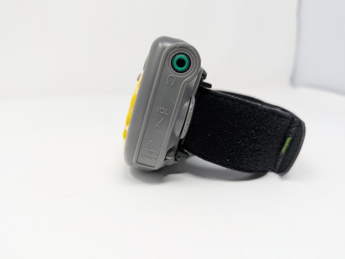 Sony Sports Walkman SRF-M78 Portable AM/FM Stereo Radio Arm/Wrist Band ...