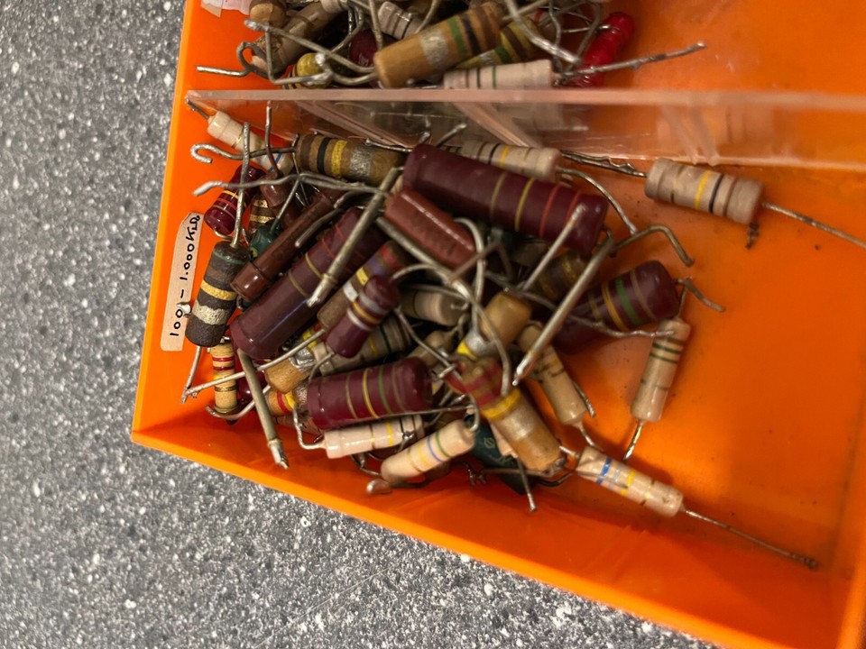 Vintage Assorted Lot of 100Ω-10MΩ Resistors | Rare Carbon & Ceramic ...