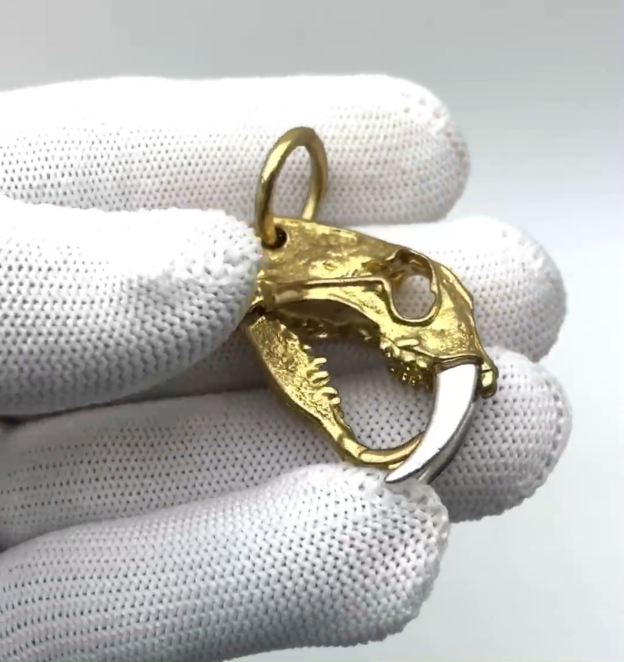 Sword Teeth Tiger Skull Pendant Keychain Copper Car Bag Keychain ...