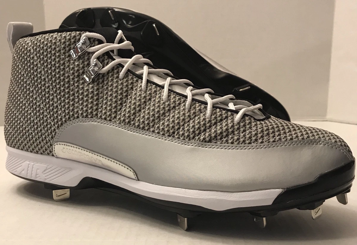 Retro 12 Cleats