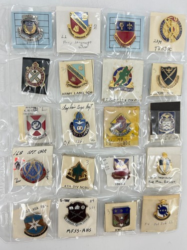 20 Assorted Army Crests DUI DI TRADOC School MP ASA Training Medical ...